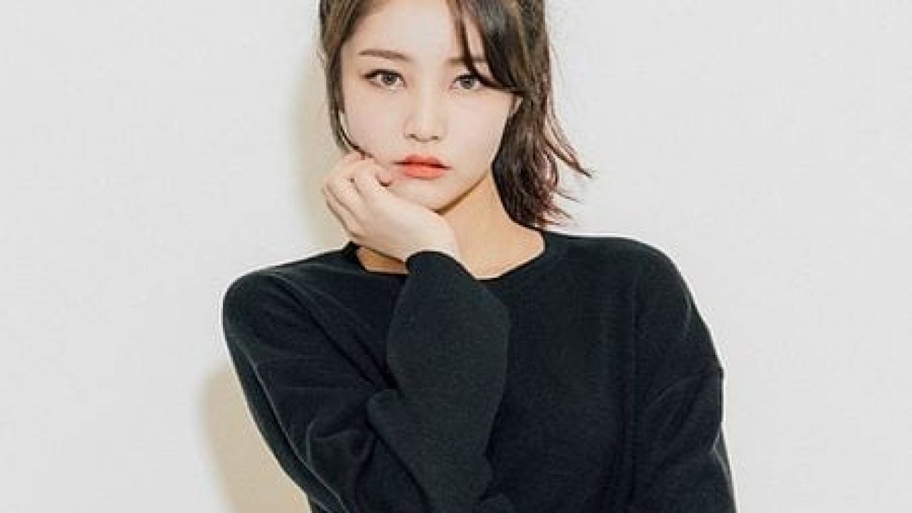 Son Eun Seo Predebut