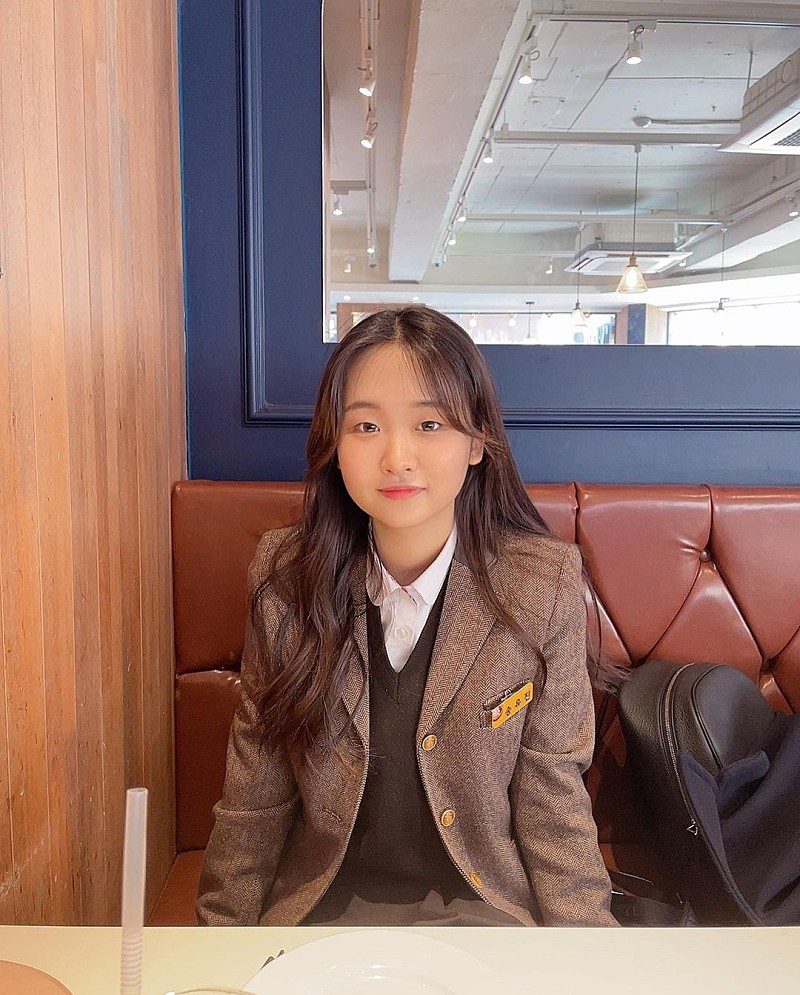 Song Yujin Profile & Facts (Updated!) - Kpop Profiles