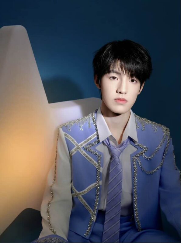 Zhang Zeyu (T.O.P) Profile (Updated!) - Kpop Profiles