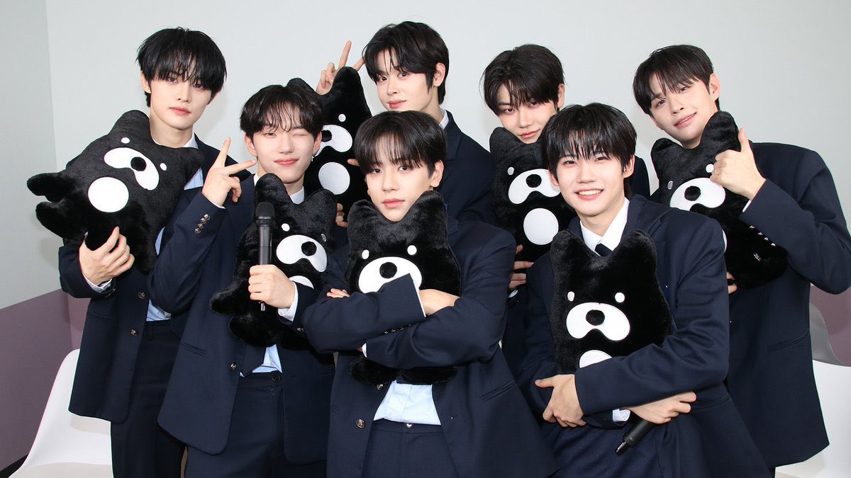 Kpop Profiles - Kpop band member profiles and Korean celebrity profiles